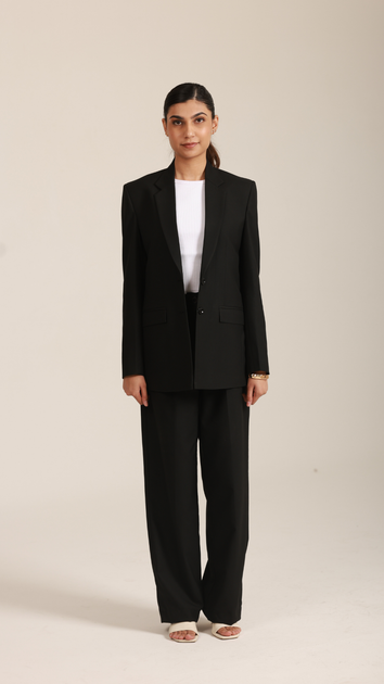 Statement Suits – Etehas